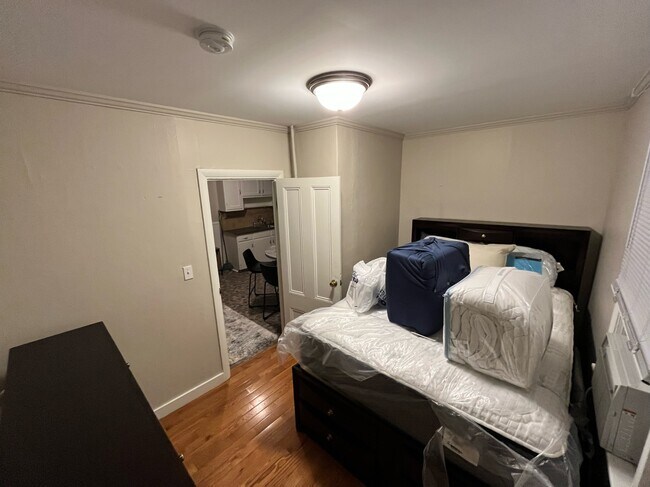 47 Sheldon St Apartments - Providence, RI | ForRent.com