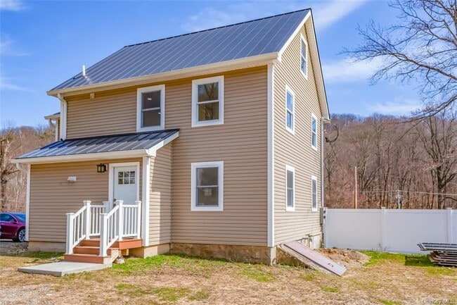 201 Old West Point Rd W - House Rental in Philipstown, NY | ForRent.com