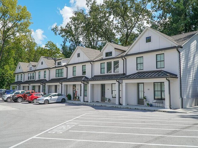 120 Brighton Park Pl Townhome - Townhome Rental in Algood TN | ForRent.com