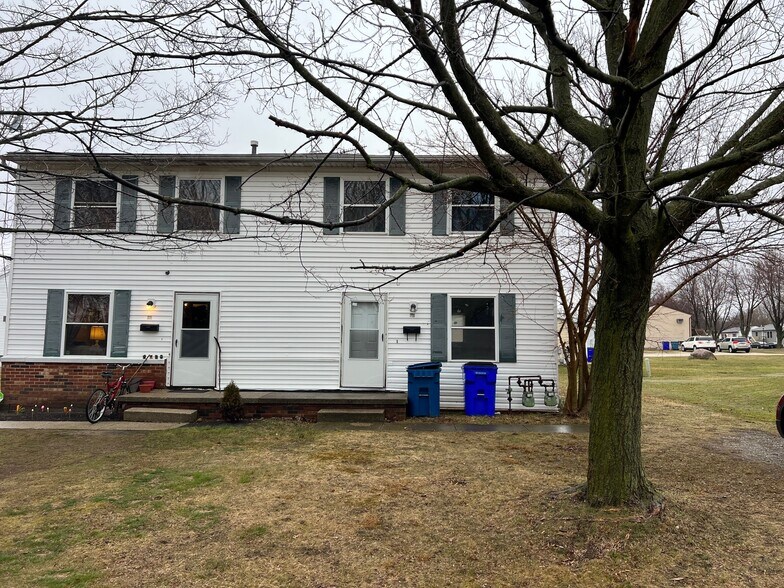 187 Currie Hall Pky - House for Rent in Kent, OH | ForRent.com