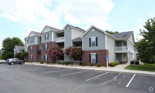 WillowBrook Luxury Apartments For Rent in Lynchburg, VA | ForRent.com