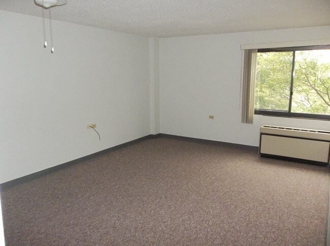 Mattoon Towers 62+ and handicapped Apartments For Rent in Mattoon, IL ...