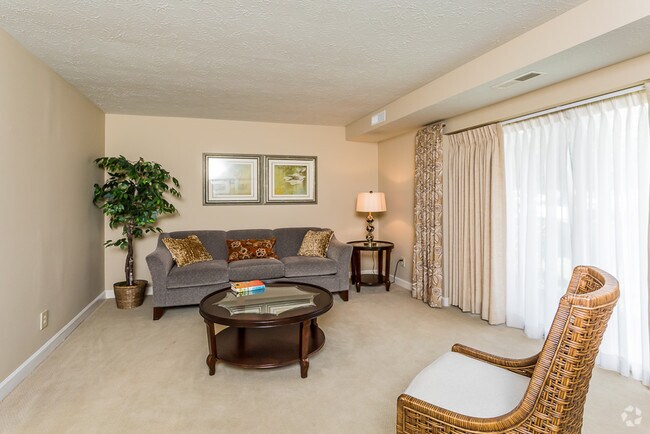 Regency Apartments For Rent in Parma, OH | ForRent.com