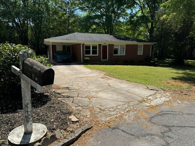 Cute East-Side Home in Cul-De-Sac - House Rental in Athens, GA ...