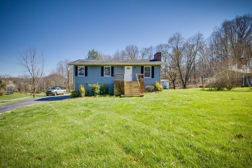 266 Ramey Rd - House for Rent in Bristol, TN | ForRent.com