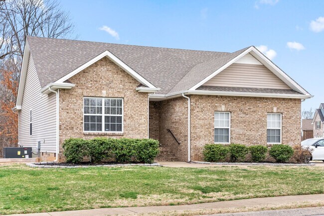 Charming One-Story located in Sango - House Rental in Clarksville, TN ...