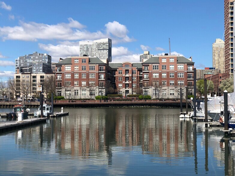 15 Warren St Unit 406 - Condo for Rent in Jersey City, NJ | ForRent.com