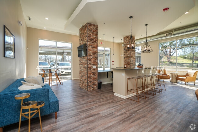 Hillman Commons Lofts - Clinton, MS | ForRent.com