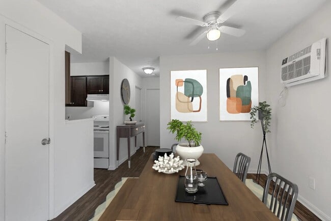 40 High Meadow Ln Unit 20-04 Off-Campus Housing, Williamsburg, OH