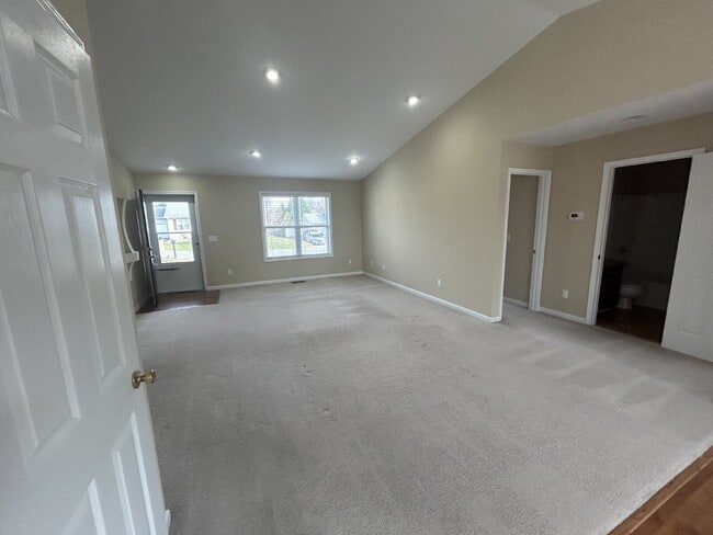 3 BD 2BA Home with a Garage for Rent in Algood Off-Campus Housing ...