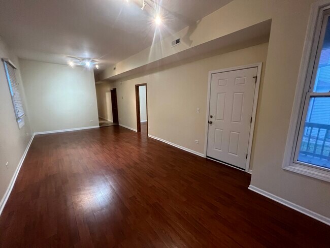 2028 N Hamlin Ave Unit 1 - Condo for Rent in Chicago, IL | ForRent.com