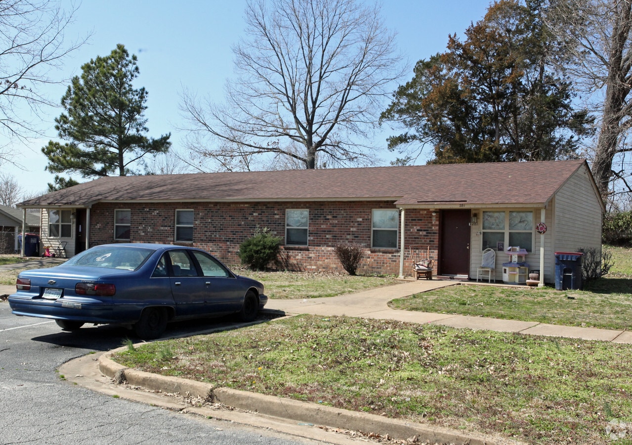 Layton Meadows Apartments - Gallaway, TN | ForRent.com