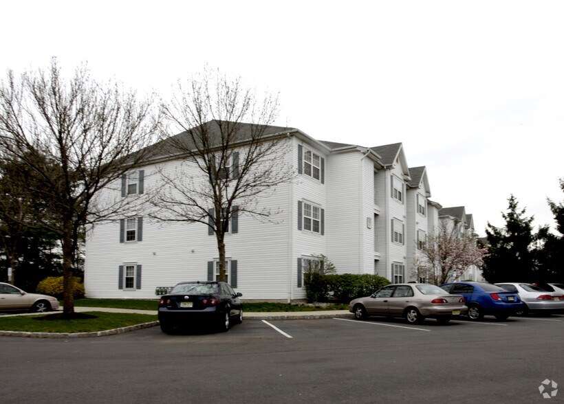 Waterford | Edison, NJ | ForRent.com