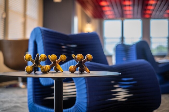 Foxridge Apartment Homes | Virginia Tech | Off-Campus Housing Search