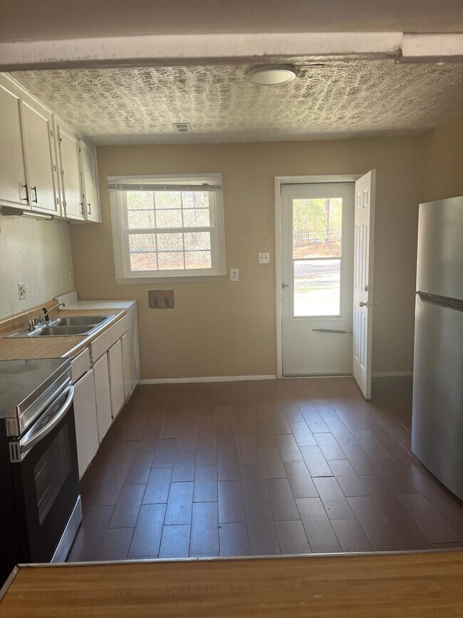 216 Preston Ave Apartment - Fayetteville, NC | ForRent.com 216 Preston Ave Apartment - Fayetteville, NC | ForRent.com