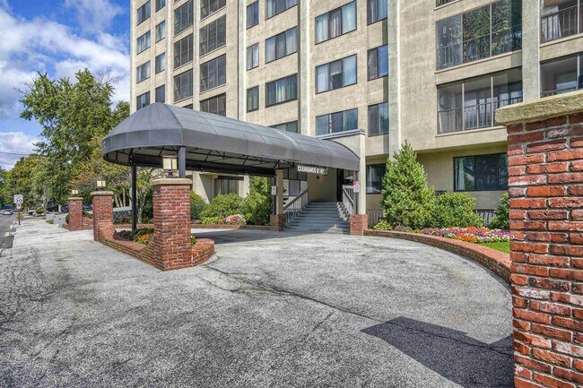 55 River Rd Unit 9B - Condo for Rent in Manchester, NH | ForRent.com