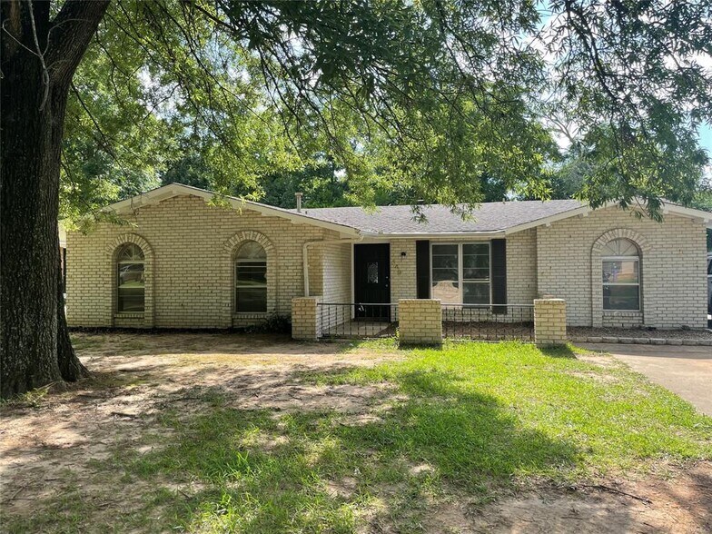549 Shady Grove Dr - House for Rent in Montgomery, AL | ForRent.com