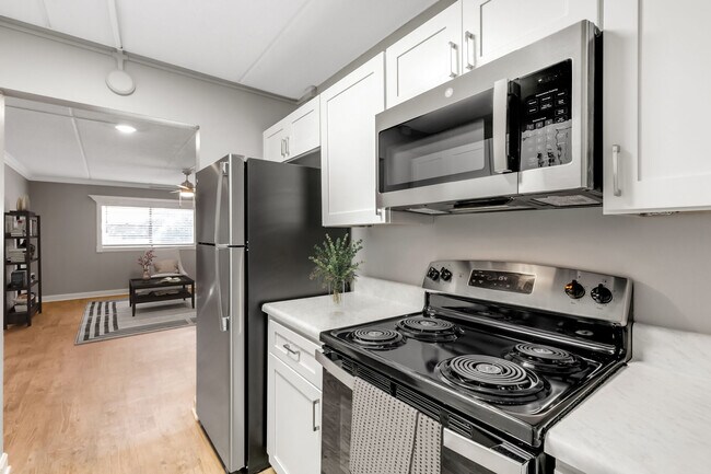 The Lyle Apartments - Fort Walton Beach, FL | ForRent.com