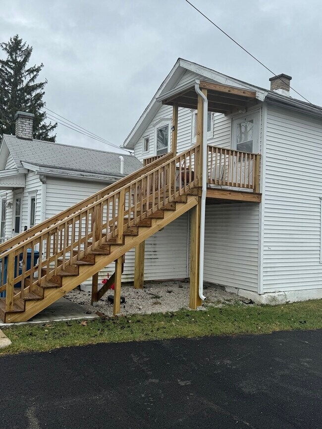 171 N Ohio St Rental - House Rental in Aurora, IL | ForRent.com