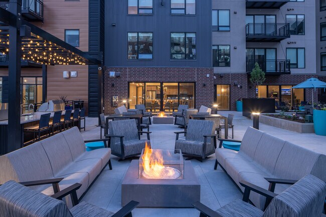 Lyra Apartments Para alquiler en Centennial, CO | ForRent.com