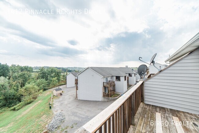 Move in Special! First Month's Rent is Fre... - House Rental in ...