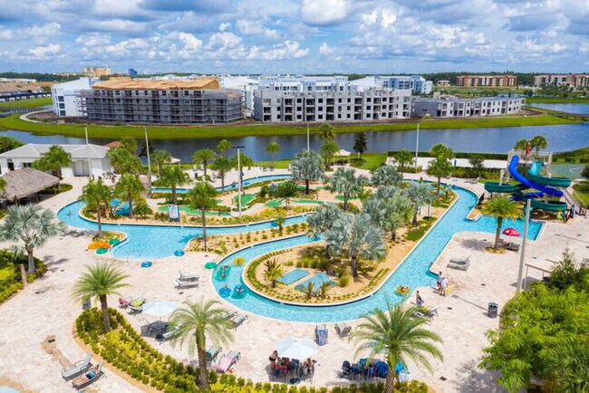 Elegant Blue Moon House - TOP Stay 10 Minu... - House Rental in ...