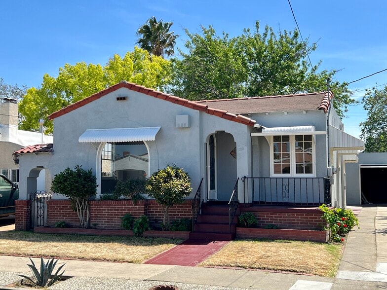 228 E 17th St - House for Rent in Pittsburg, CA | ForRent.com