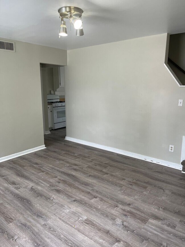 314 - 316 Cedar Drive Apartment Unit 314 - Coraopolis, PA | ForRent.com