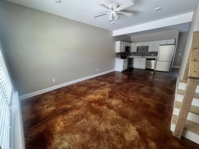 305 Broad St - House Rental in Statesboro, GA | ForRent.com