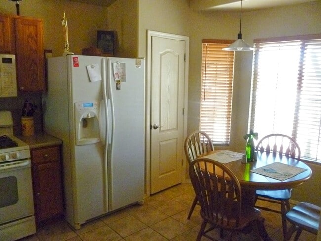 Great 3bdrm plus in Gated Community in Johnson Ranch Off-Campus Housing ...