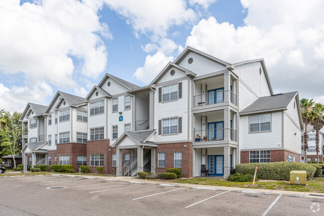 Colonnade at Regency Apartments For Rent in Jacksonville, FL | ForRent.com