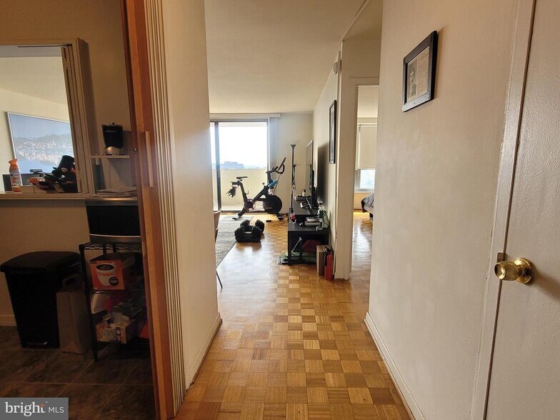 224-30 W Rittenhouse Square Unit 2913 - Apartment for Rent ...