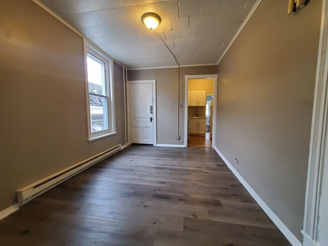 221 N Penn St Unit 1 Off-Campus Housing, Allentown, PA