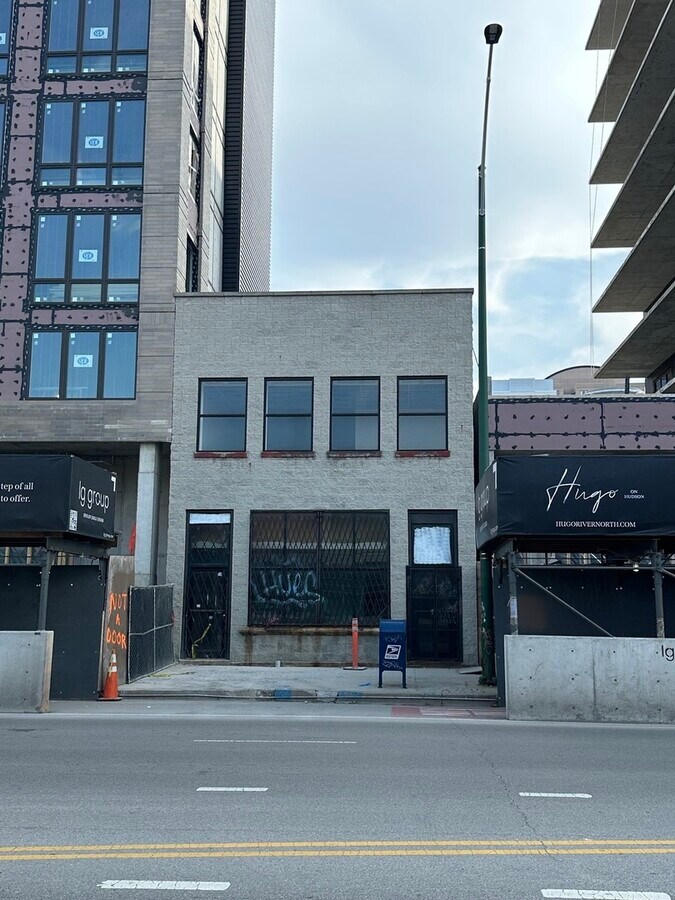 415 W Chicago Ave Unit 2R - Condo for Rent in Chicago, IL | ForRent.com