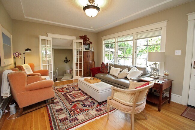 Ladd's Rose Garden Square, FULLY FURNISHED... Casa - Casas en alquiler ...