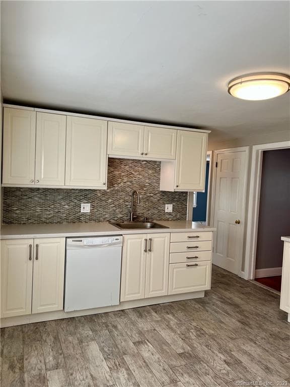 97 Naubuc Ave House - House Rental in Glastonbury, CT | ForRent.com