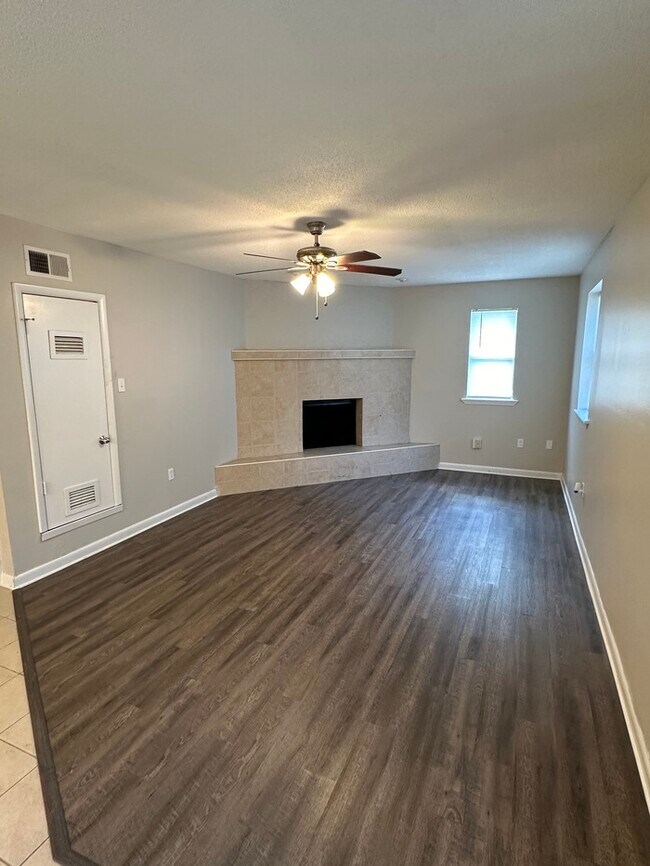 25 Prince Dr. Maumelle, AR 72113 House - House Rental in Maumelle, AR ...