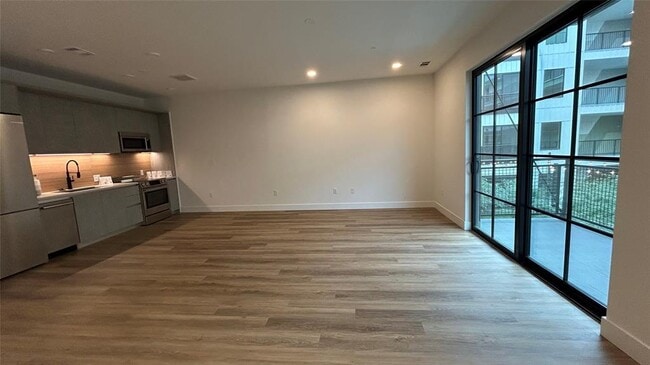 4315 S Congress Ave Unit 316 Off-Campus Housing, Austin, TX