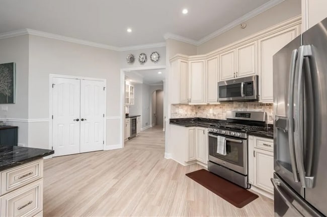 220 Adams Pointe Blvd Unit 5 Off-Campus Housing, Mars, PA