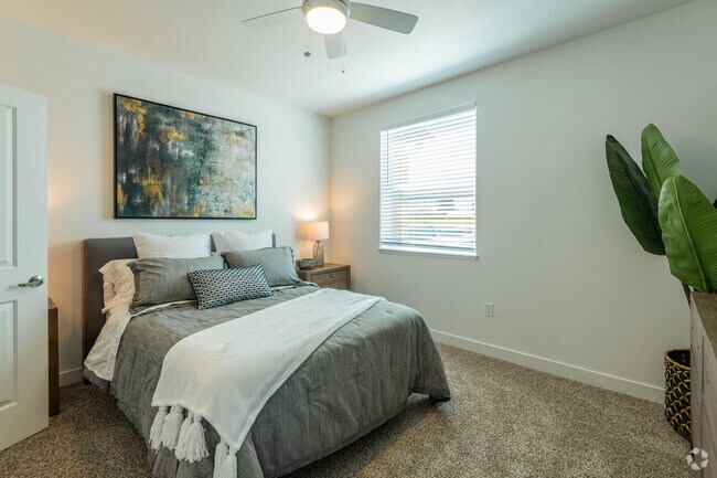 EATON RANCH APARTMENTS - Chico, CA | ForRent.com