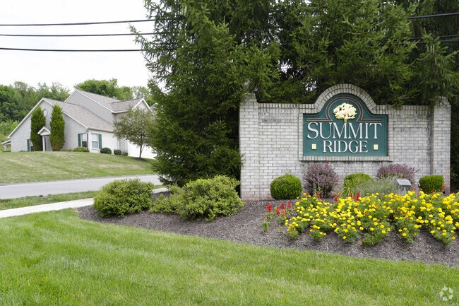 Summit Ridge Apartments - Townhomes for Rent - Oakdale, PA | ForRent.com