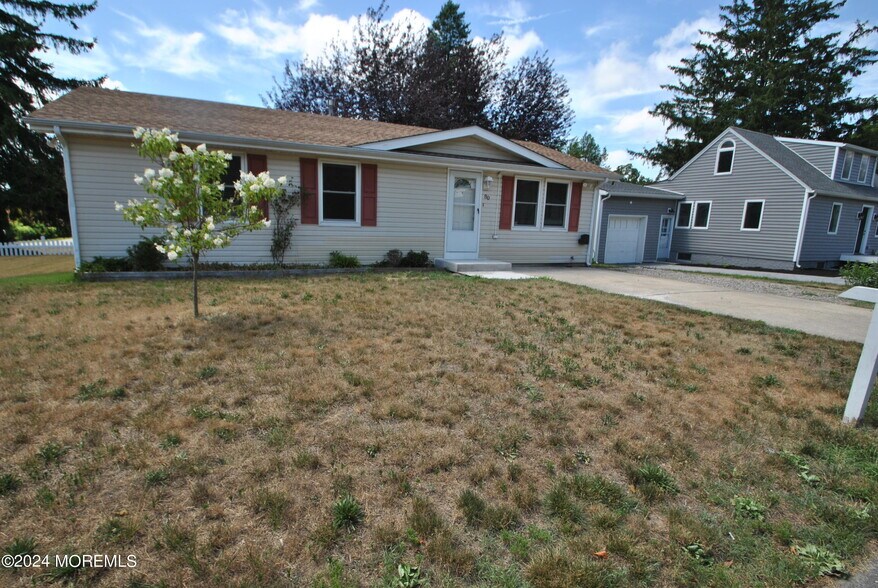 80 Breton Harbor Dr - House for Rent in Toms River, NJ | ForRent.com
