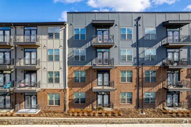 8th & Berry Apartments - Nashville, TN | ForRent.com