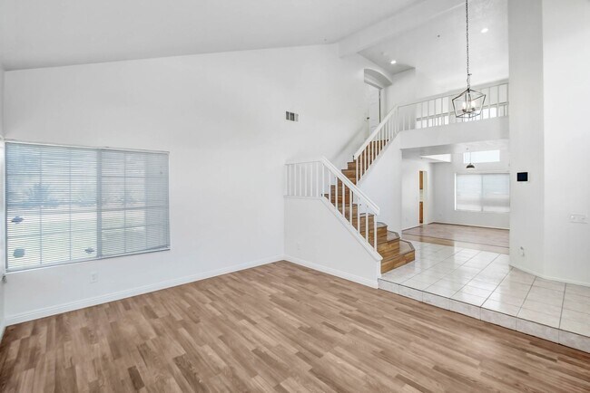 Your Perfect Two-Story 4 Bedroom/3 Bathroo... House - House Rental in ... Your Perfect Two-Story 4 Bedroom/3 Bathroo... House - House Rental in ...