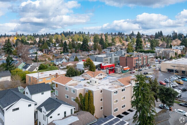 Hawthorne House Apartments - Seattle, WA | ForRent.com
