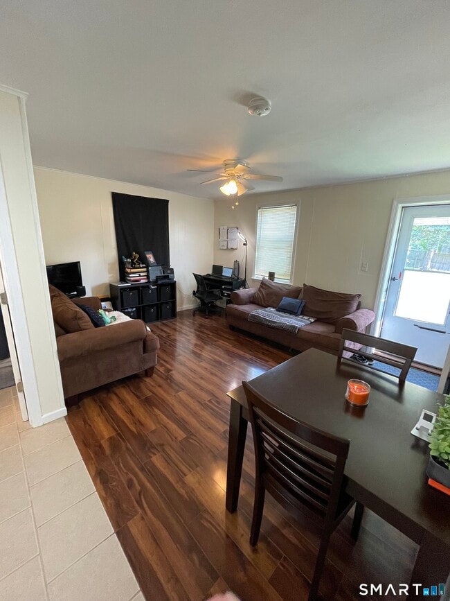 97 Alexander Dr Off-Campus Housing, Bridgeport, CT