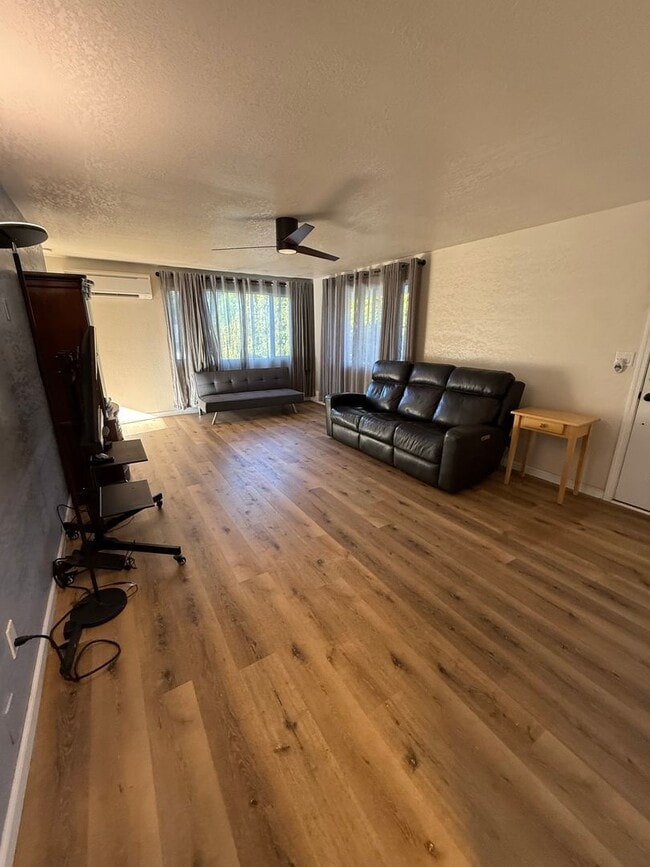 Beautifully renovated 2 bed/1 bath - House Rental in Coos Bay, OR ...