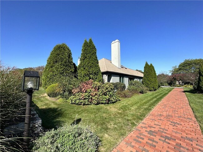 29 Shadow Farm Way Unit 9 - Condo for Rent in South Kingstown, RI | ForRent.com