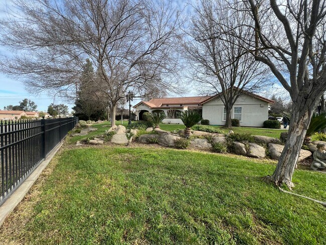 Madera Ranchos home located near Liberty H... - House Rental in Madera ...