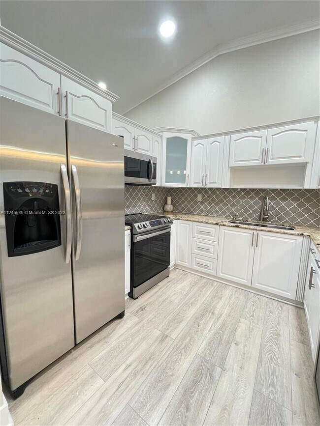 10449 SW 211 St Rental - House Rental in Cutler Bay, FL | ForRent.com